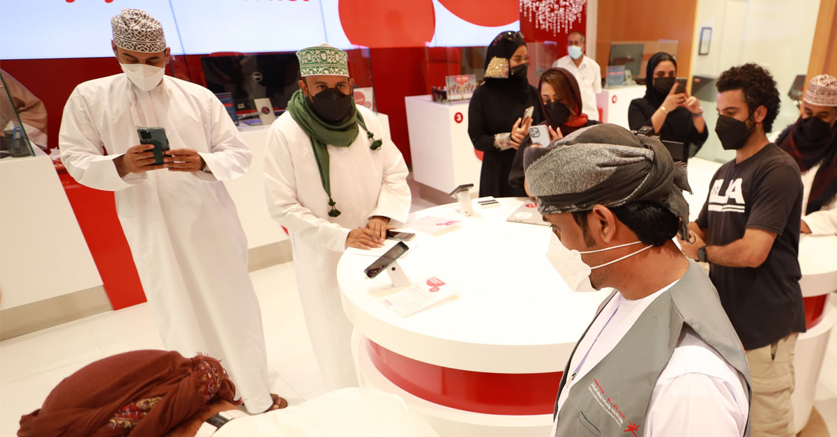 Say ‘Hello Milan’ with Ooredoo’s football-themed draw - Black & White Oman
