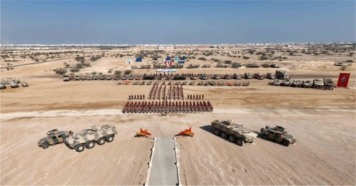 Royal Army of Oman marks SAF Day - Black & White Oman