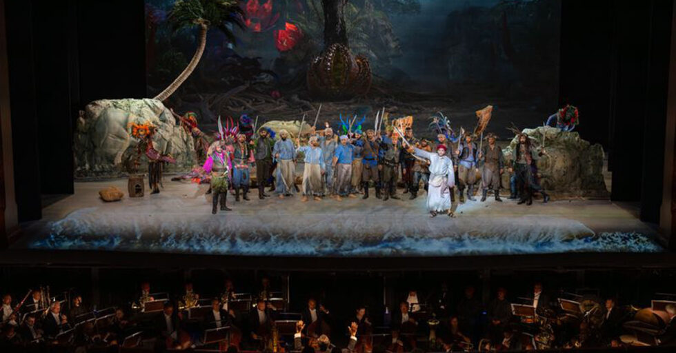 Sindbad, the Omani Sailor world premiere at ROHM - Black & White Oman